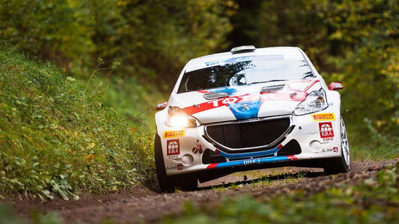 Estos son algunos de los coches más espectaculares que podrás conducir ...